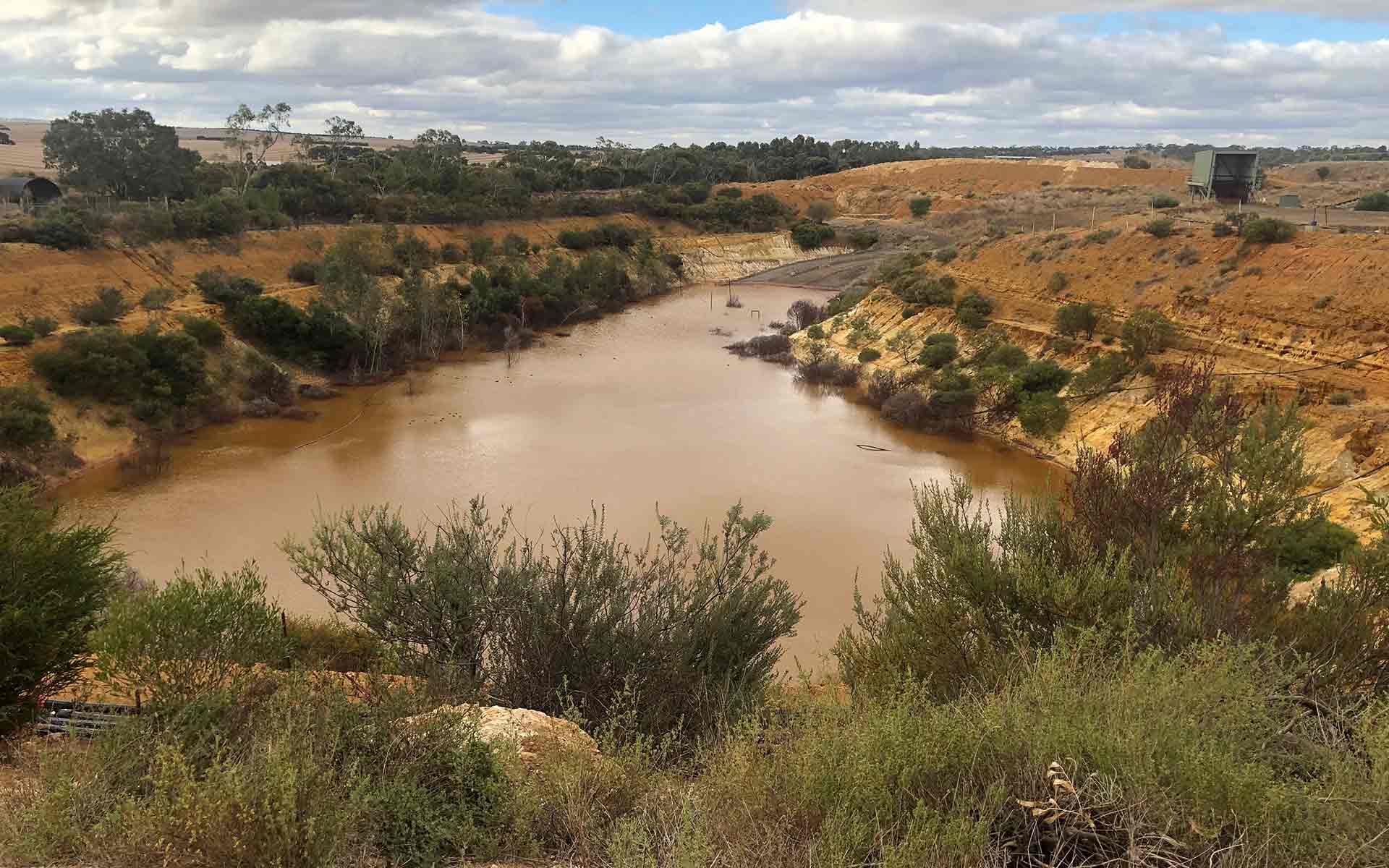Compressed air storage project rises from old mine - Australian ...